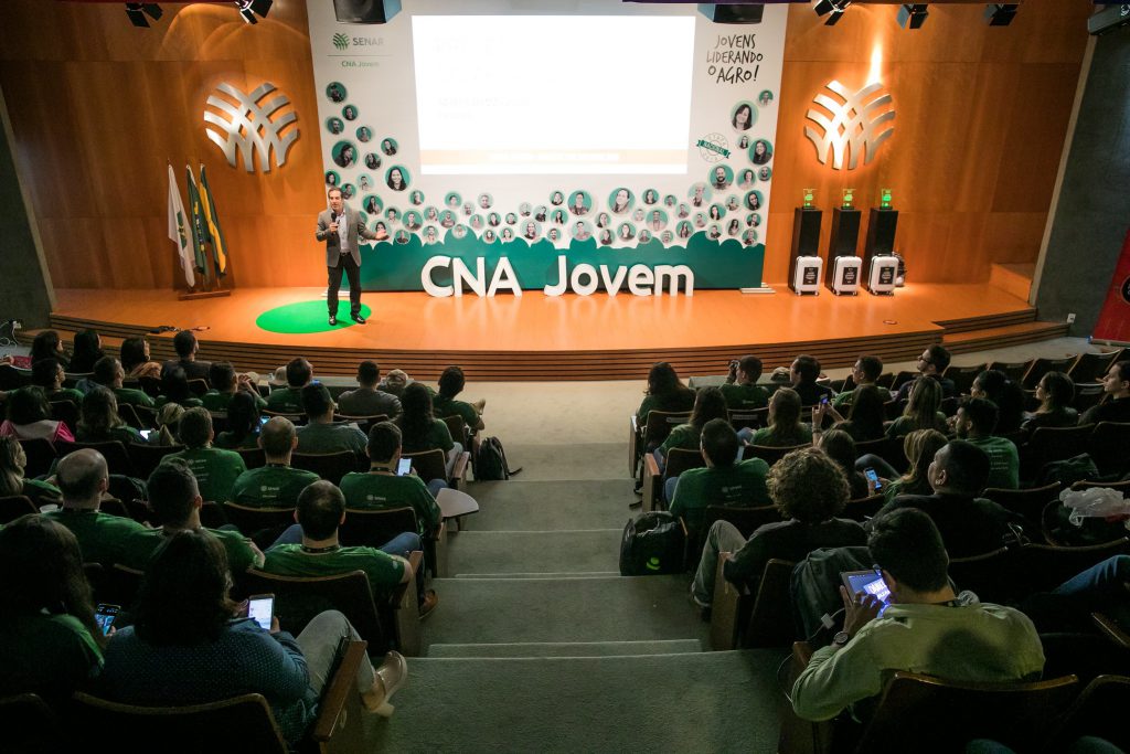 Youth CNA Program Awards the New Young Leaders of Agriculture ...