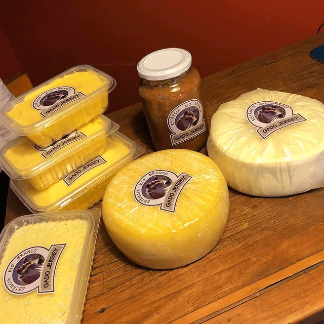 Cheese producer highlights SENAR courses in her path to success ...